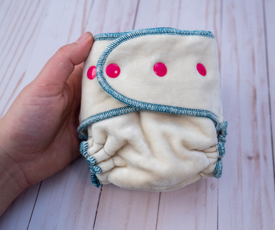 Fitted Cloth Diapers: Everything You Need To Know – Nest and Sprout