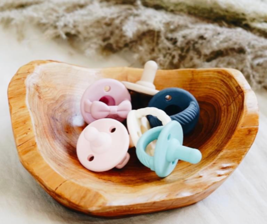 Navigating the World of Pacifiers: the Itzy Ritzy Sweetie Soother ...