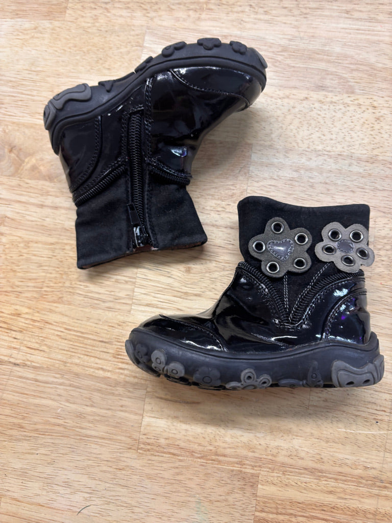 Laura Ashley Size 4 – Floral Fashion Boots – Nest and Sprout